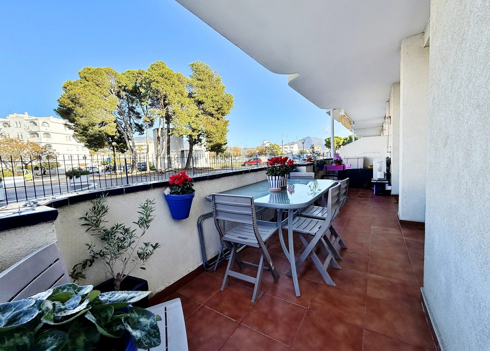 Roses - Bel Appt 3 chambres, grande terrasse, licence touristique - N°1 ...